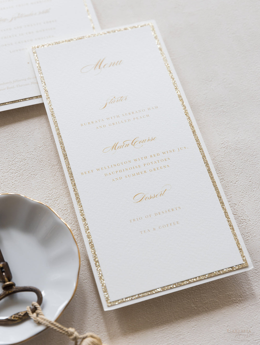 Luxury Classic Menu Card With Gold Glitter – Cartalia