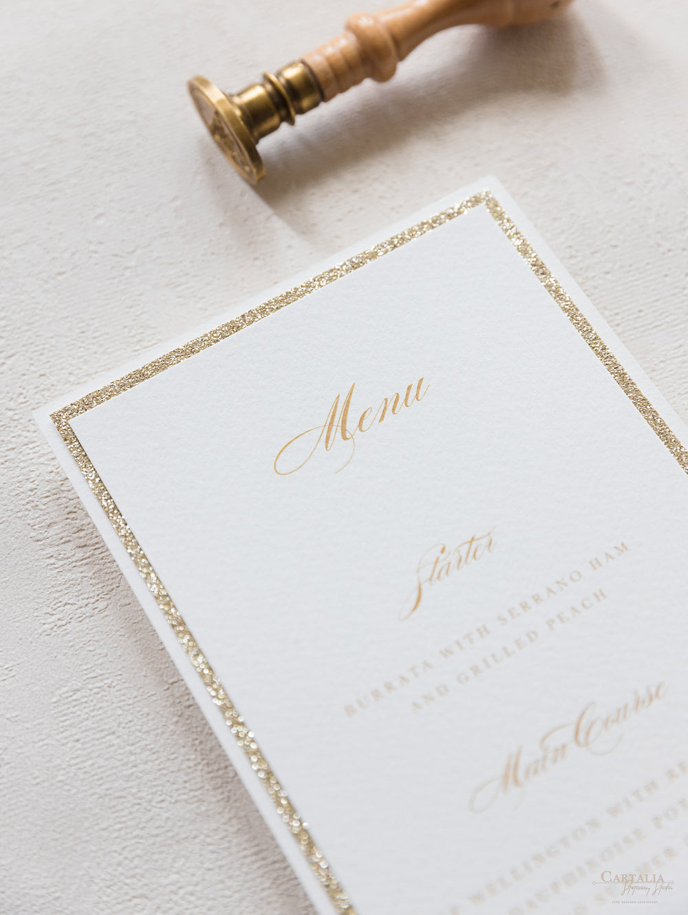 Luxury Classic Menu Card With Gold Glitter – Cartalia